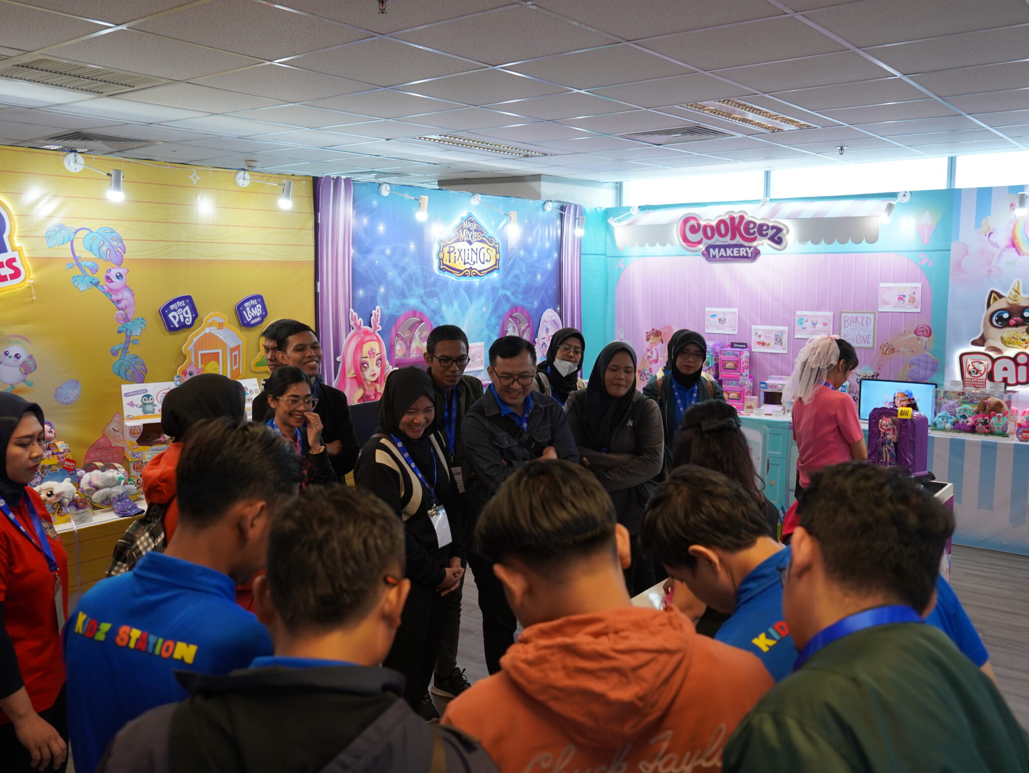 EMWAY's Brand Show: A Recap Unveiling The Joy of Play. - Emway
